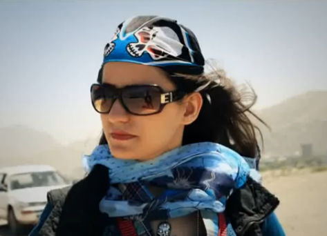 Découvrez la première rappeuse afghane