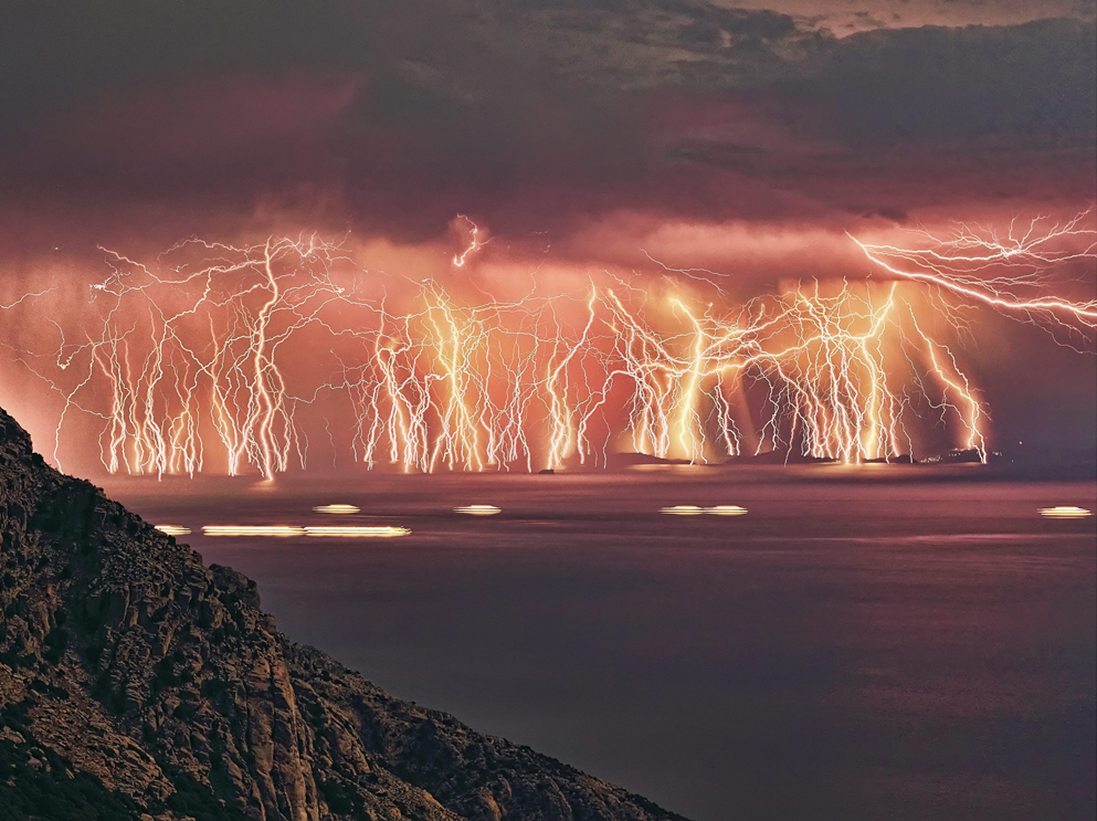 Regardez par la fenêtre...les plus belles photos d'orages et d'éclairs