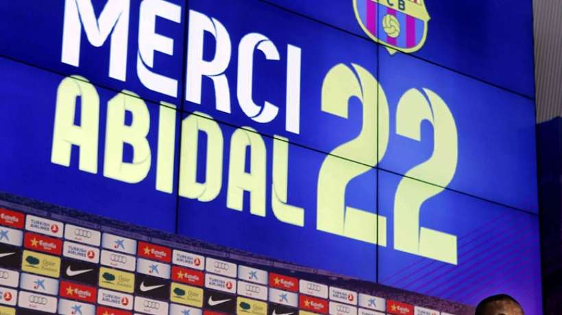 Abidal quitte le FC Barcelone, Le Camp Nou lui rend hommage