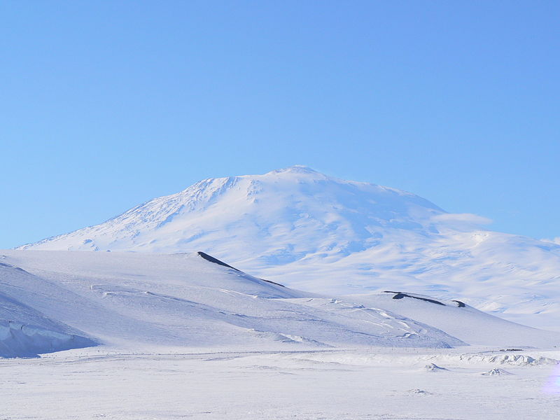 Mont Erebus : un volcan actif dans l'Antarctique