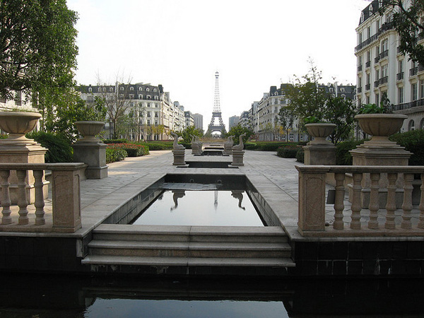 Tianducheng : le Paris fake made in China