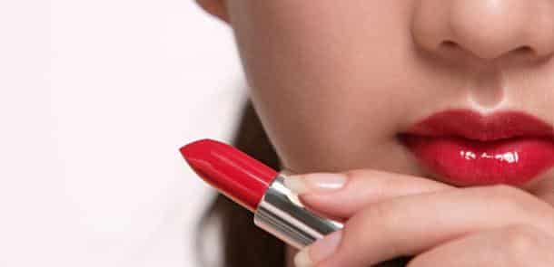 Ce que la forme de votre rouge à lèvres révèle de votre personnalité