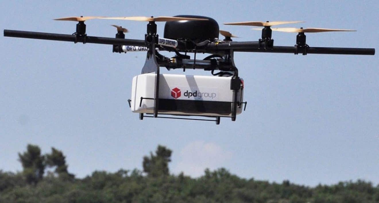 C'est officiel, La Poste inaugure sa toute première ligne de livraison ...