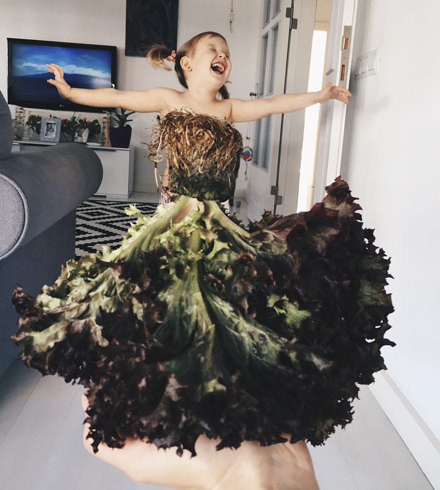 Cette maman réalise des robes en fruits et légumes à sa fille grâce à ...
