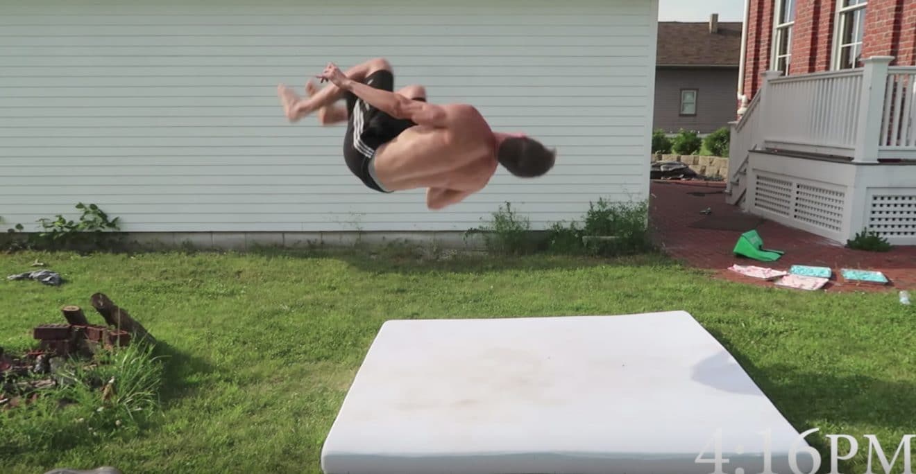 Voici comment réussir à réaliser un backflip en 6 heures ! (VIDEO)