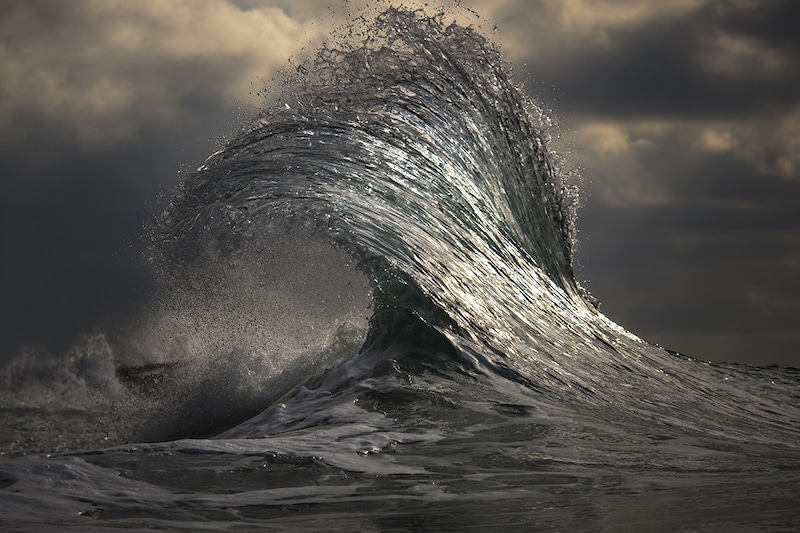 17 photos impressionnantes de vagues dans le monde