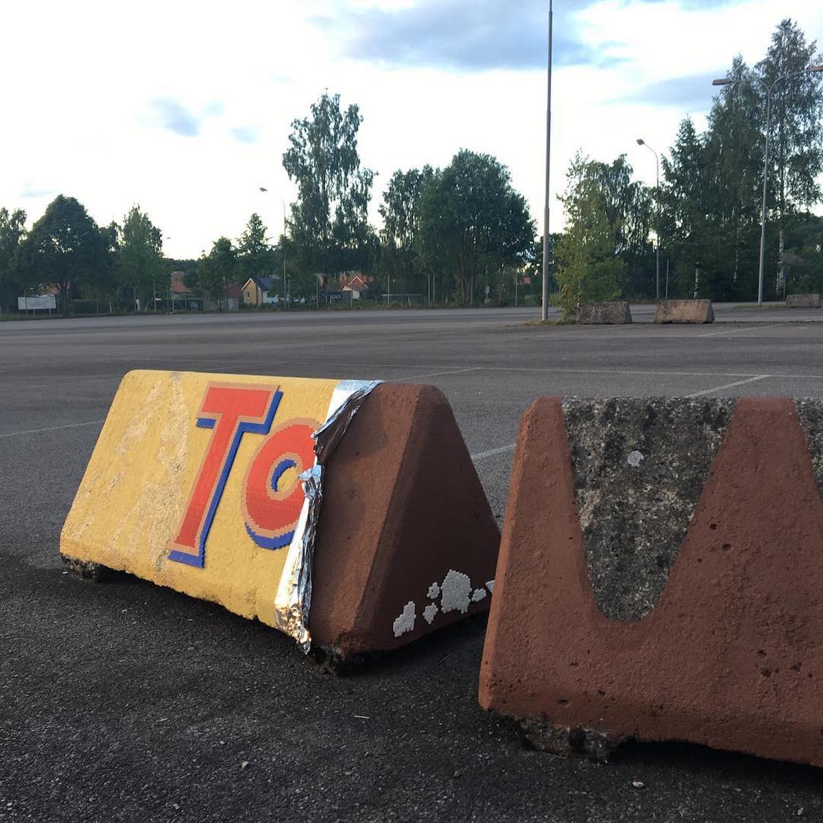 Cet artiste transforme des blocs de béton en Toblerone