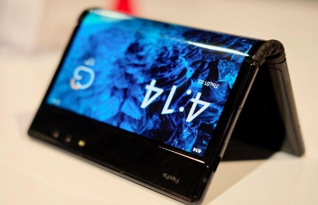 Incroyable ! Le premier téléphone pliable du monde (vidéo)