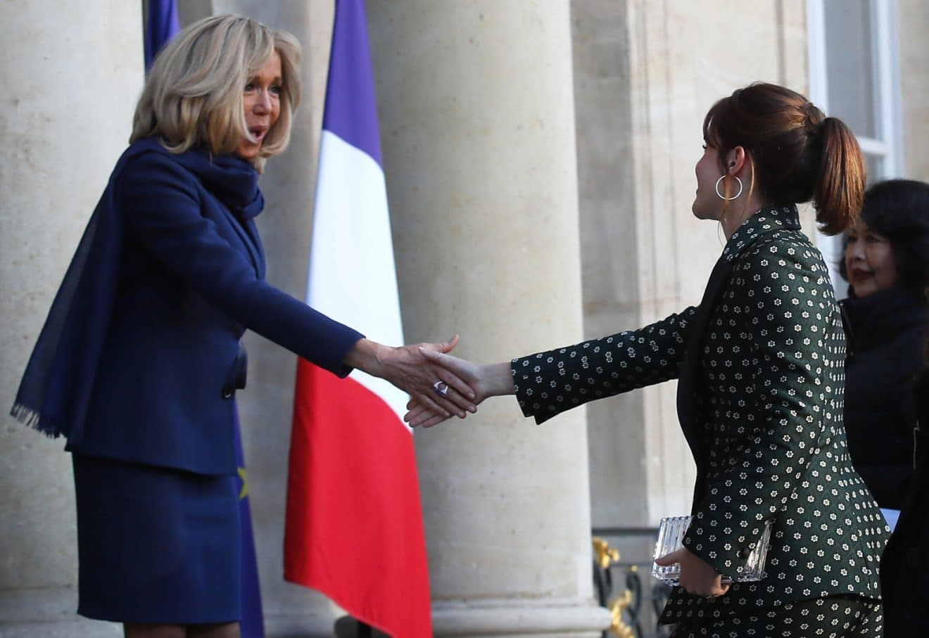 Brigitte Macron "remplace" le Président de la République pour quelques ...