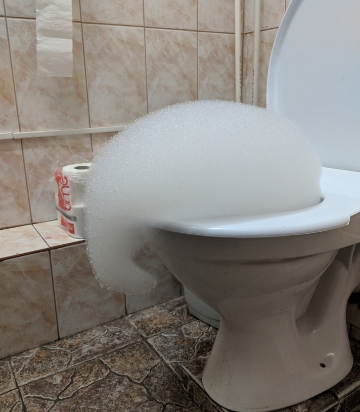 18 photos absurdes qui prouvent qu'il arrive des choses étranges à tout ...