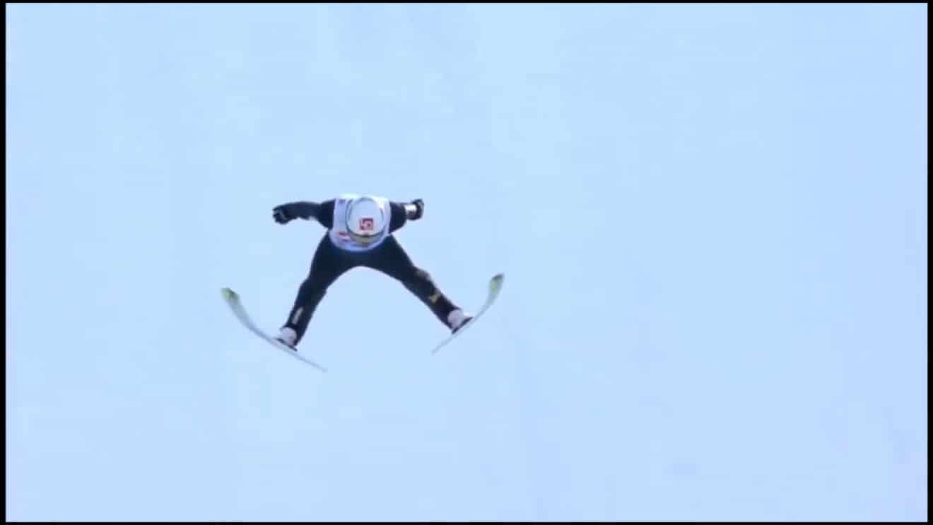 Une chute impressionnante en saut à ski (vidéo)