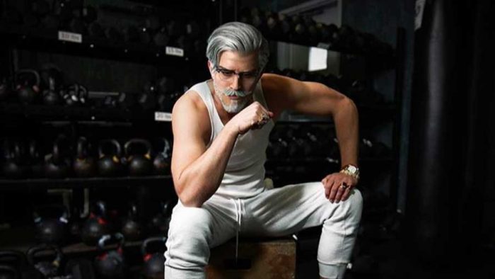 Le jeune Colonel Sanders devient un influenceur virtuel sur le compte ...