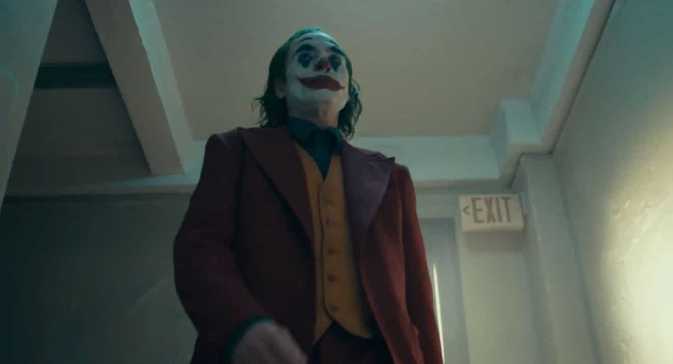 Le film Joker avec Joaquin Phoenix se dévoile dans une première bande ...