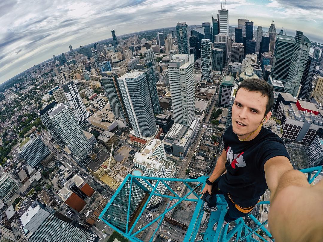 Le "Rooftopping" , ces photos du vide vous feront trembler les jambes à ...