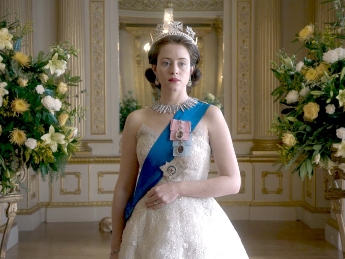 Une Image De Claire Foy Sur Le Tournage De La Saison 4 De The Crown A