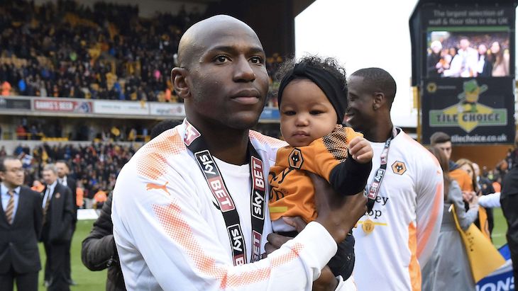 Un footballeur en deuil : sa petite fille de deux ans est décédée