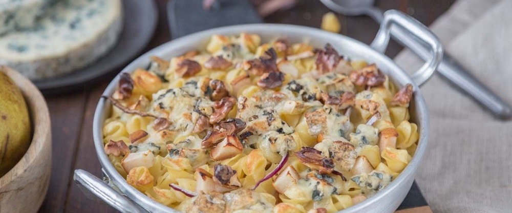 Gratin De Pâtes à La Fourme Dambert Aux Poires Et Noix Une Recette