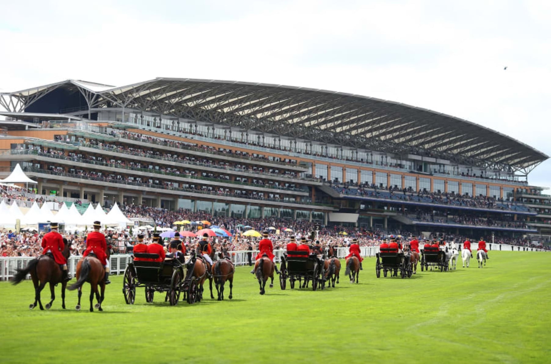 Découvrez les photos les plus spectaculaires des plus beaux hippodromes ...