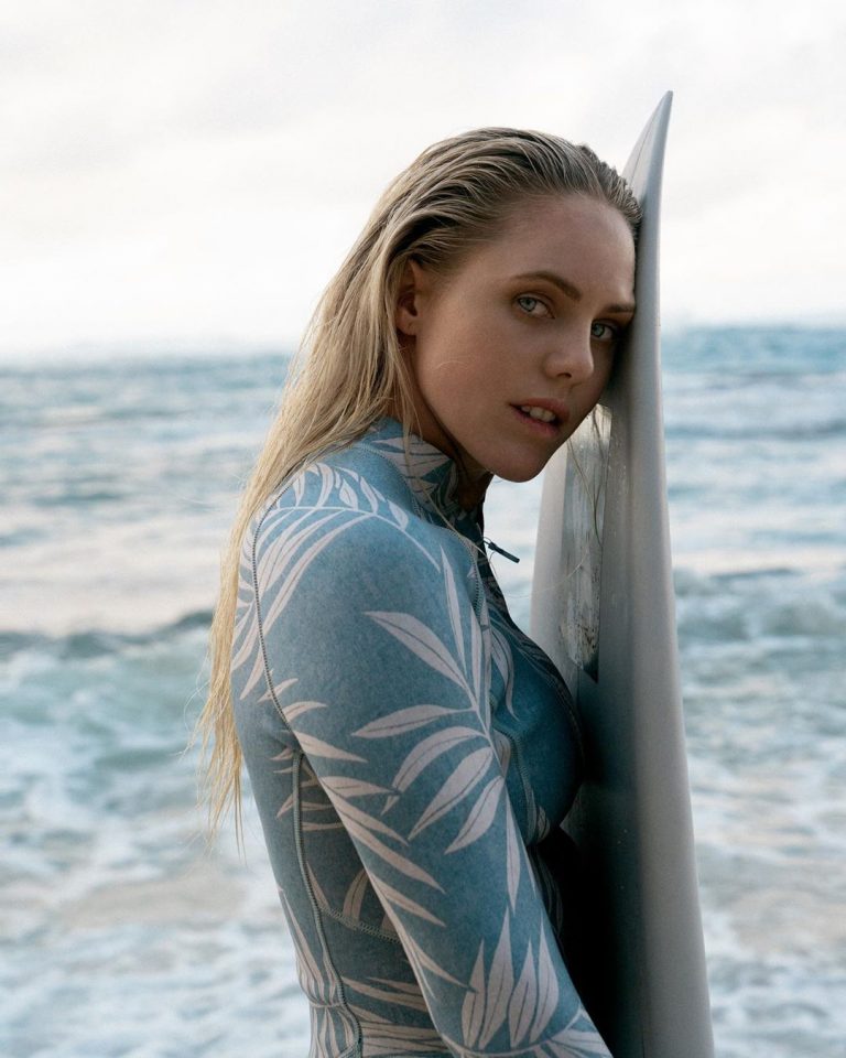 Ces 25 surfeuses sont les plus belles et les plus sexy du monde autant ...