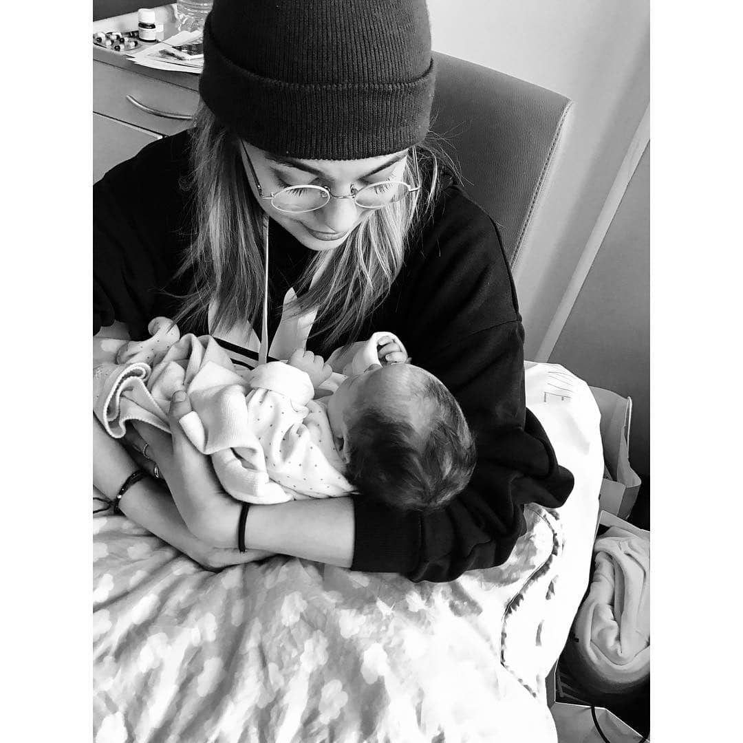 Louane dévoile son intimité : la chanteuse comme vous ne l'avez jamais ...