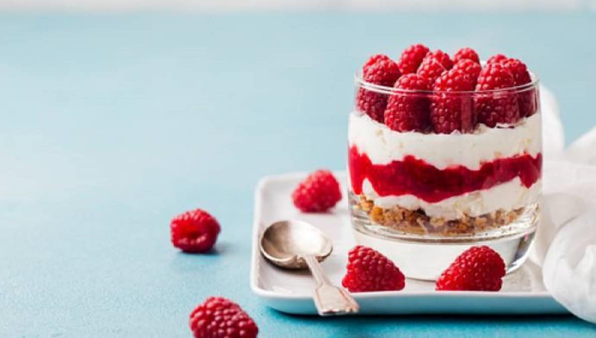 Tiramisu aux fruits rouges : la recette estivale d'un dessert qui ...