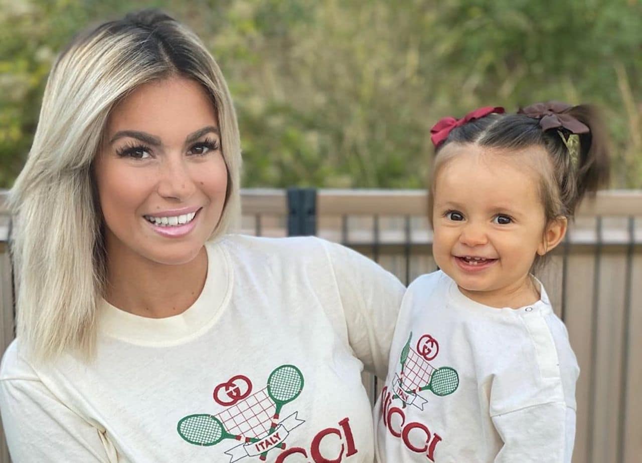 Les Marseillais : Carla et Kevin partagent les premiers pas de leur fille Ruby et c'est trop ...