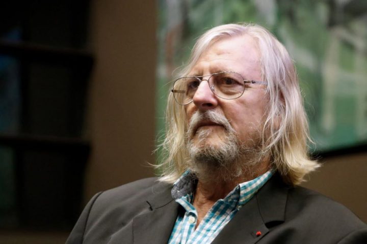 Covid-19: le Pr Raoult annonce une terrible nouvelle