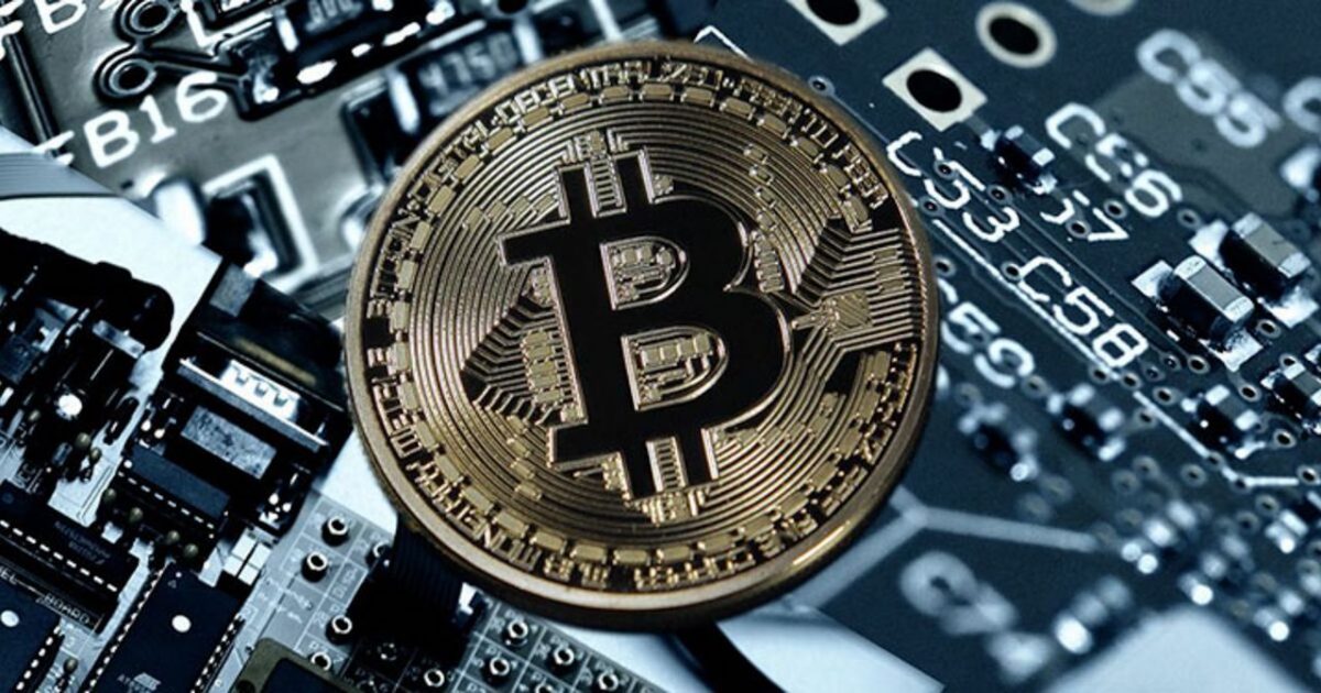 Bitcoins : il jette son disque dur et se rend compte qu'il valait... 360 millions