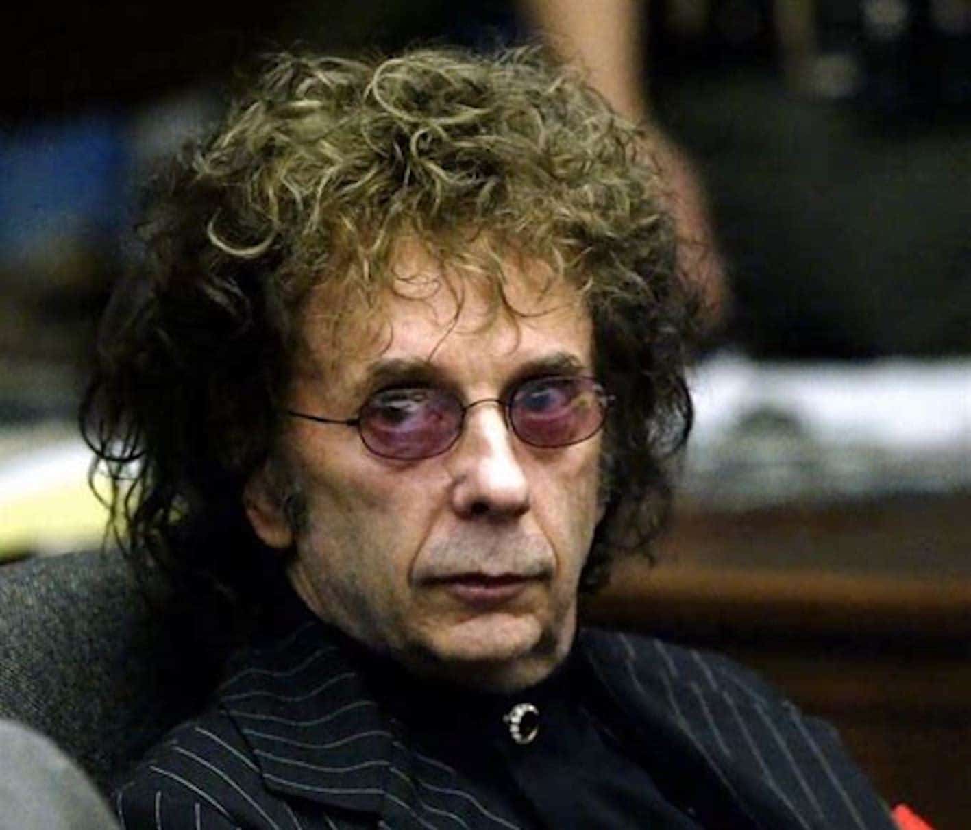 Mort en prison d'un célèbre producteur de musique mais également ...