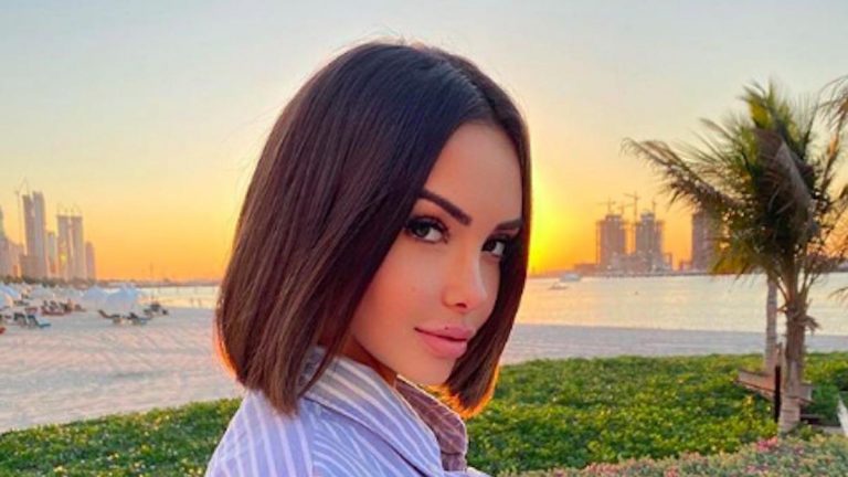 Nabilla : pour la Saint-Valentin, son mari lui offre un sac Hermès hors de prix ! On ne se ...