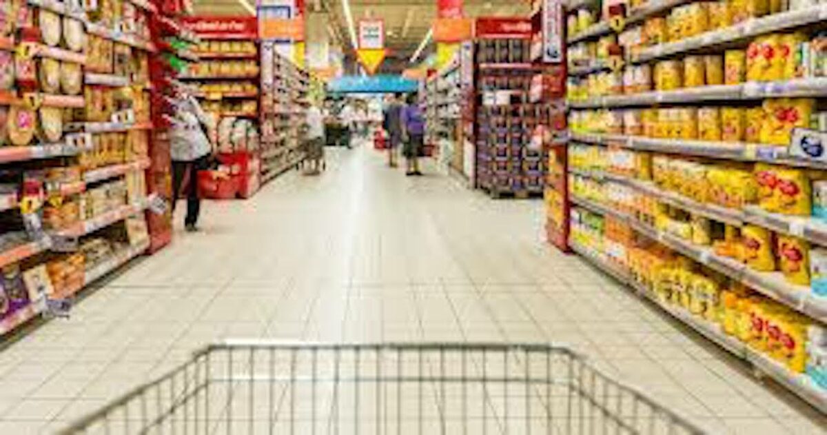 Supermarchés : ces produits dont les prix pourraient exploser dans très ...