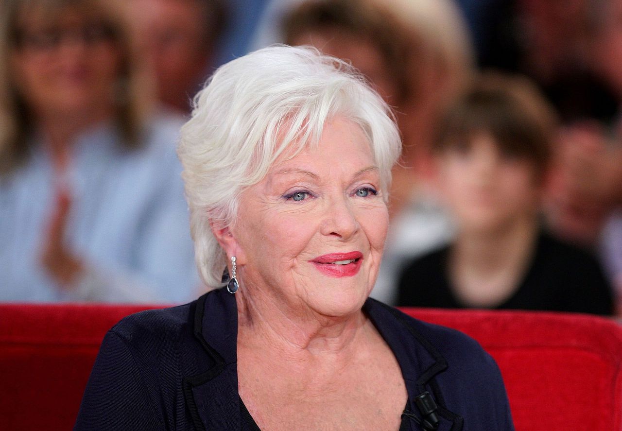 Céline Dion, Lio : Ces célébrités assument leurs cheveux blancs - Page ...