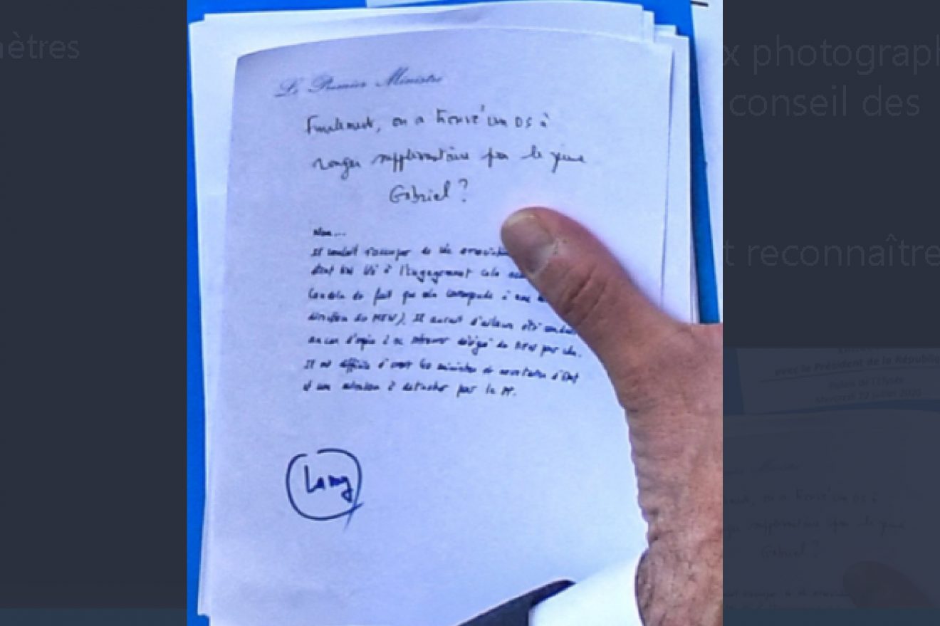 Gabriel Attal : quand Castex laissait traîner une note confidentielle à son sujet