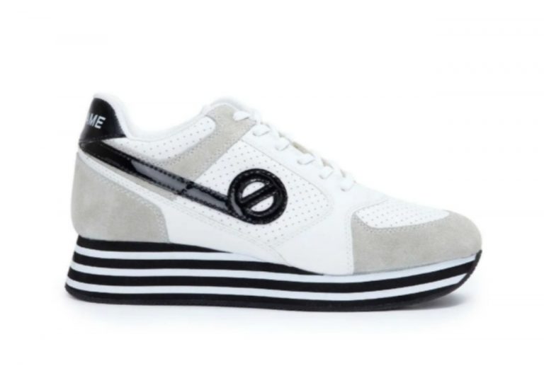 Brigitte Macron : la Première dame fait le buzz avec des baskets canons