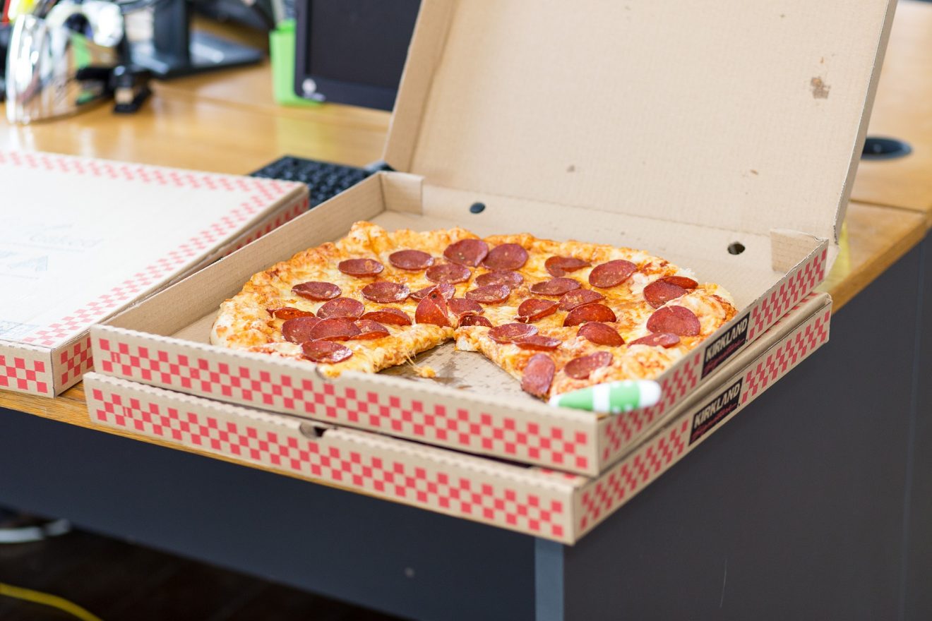 Il commande une pizza su Deliveroo, ce sera sa dernière...
