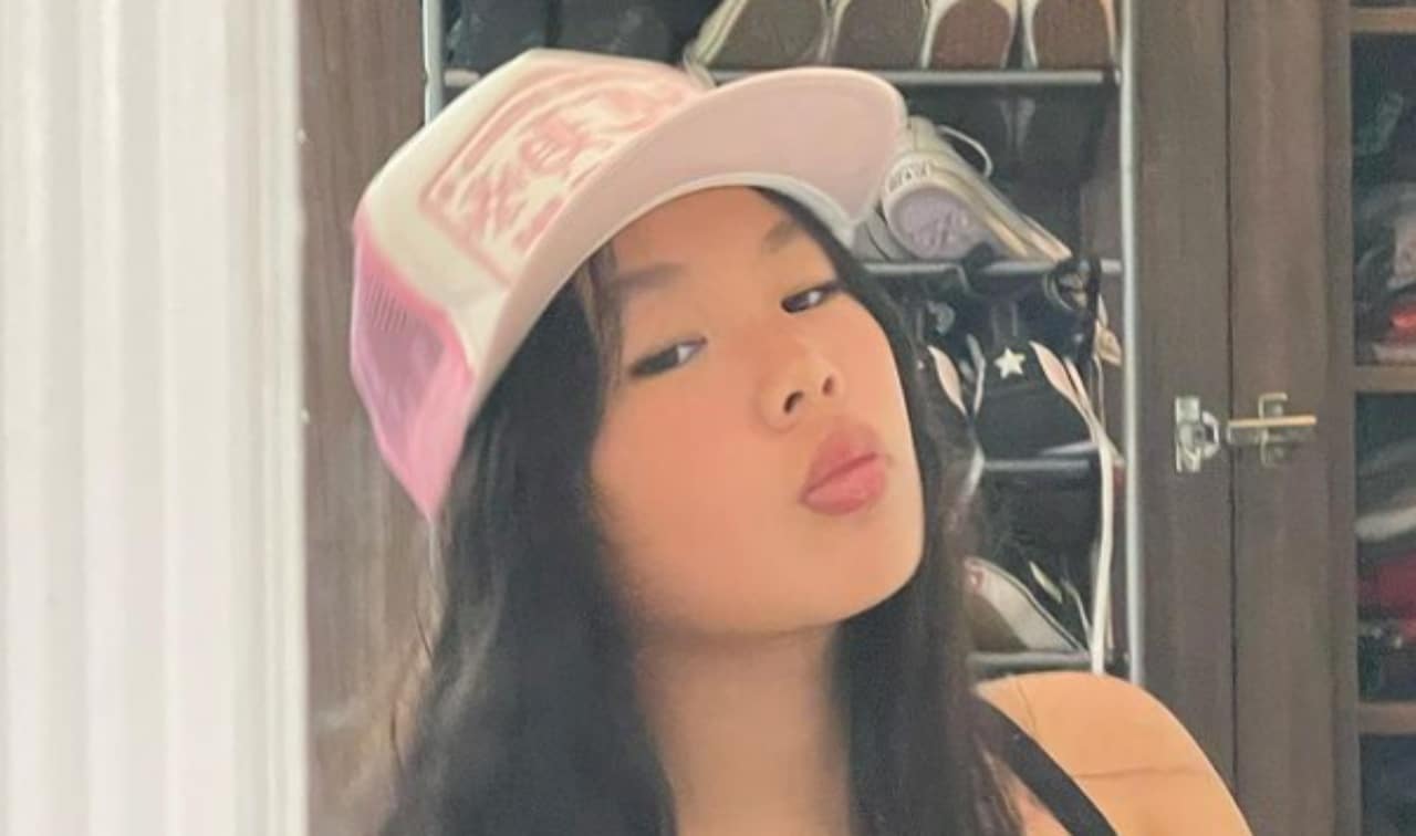 "Oh mon dieu cette bouche" : Joy Hallyday a-t-elle eu recours à la ...