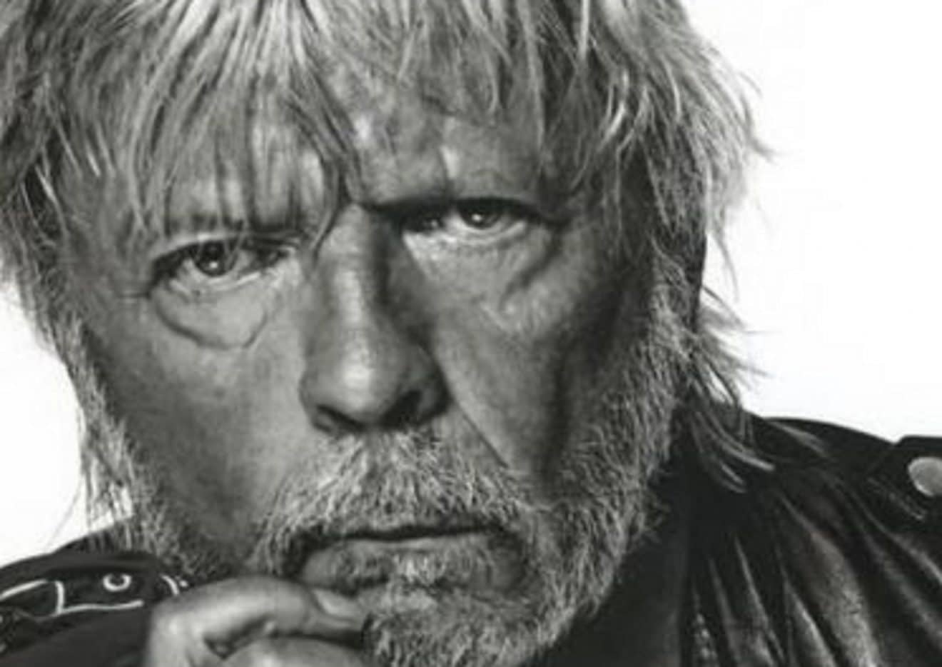 Renaud amoureux : il s'affiche avec sa jeune Cerise