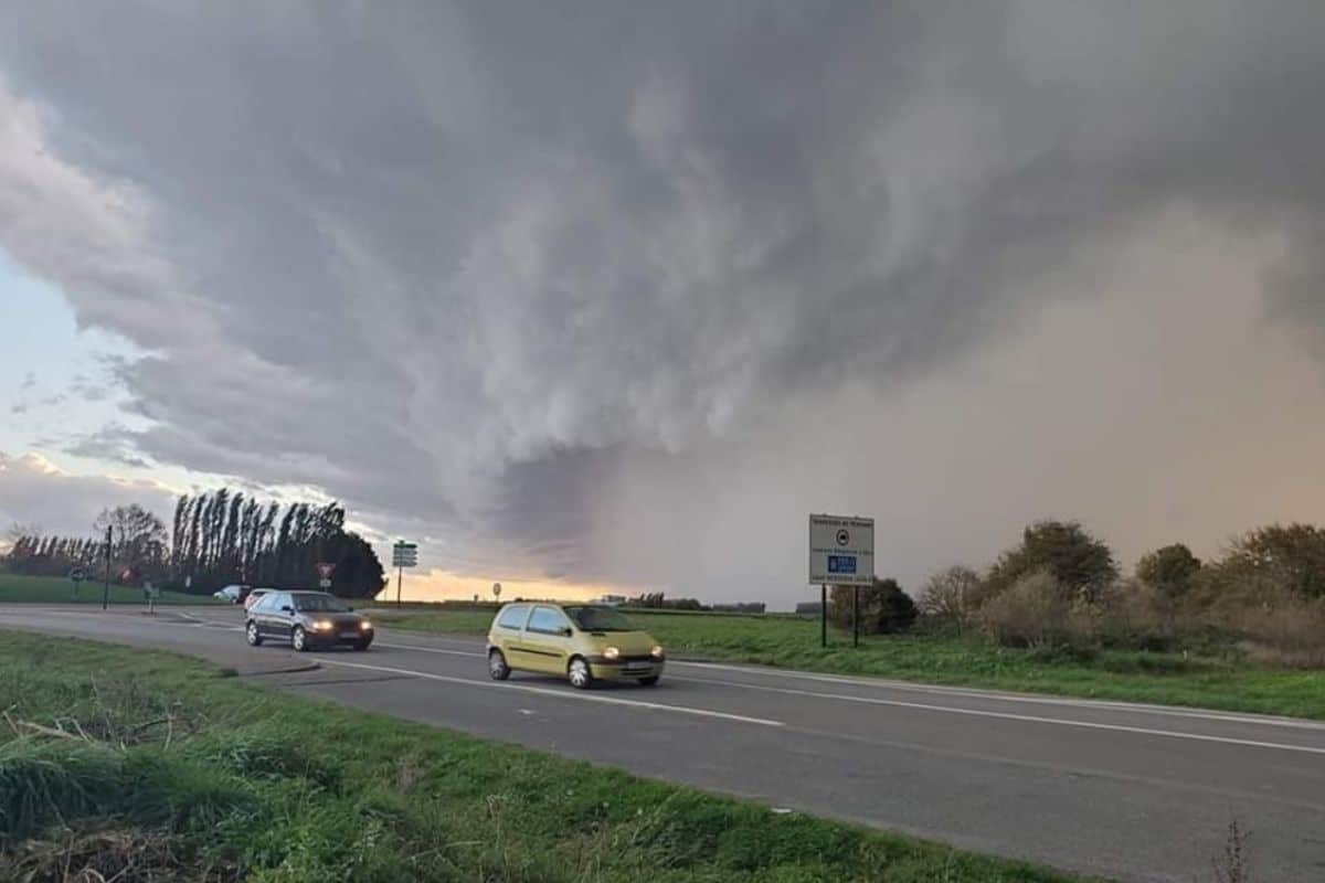 Somme et Pas-de-Calais : des tornades ont ravagé des villages... Les ... Somme et Pas-de-Calais : des tornades ont ravagé des villages... Les ...
