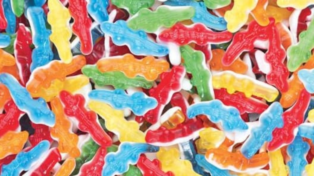 Il trouve un chèque de plusieurs millions d'euros destiné à Haribo... L ...