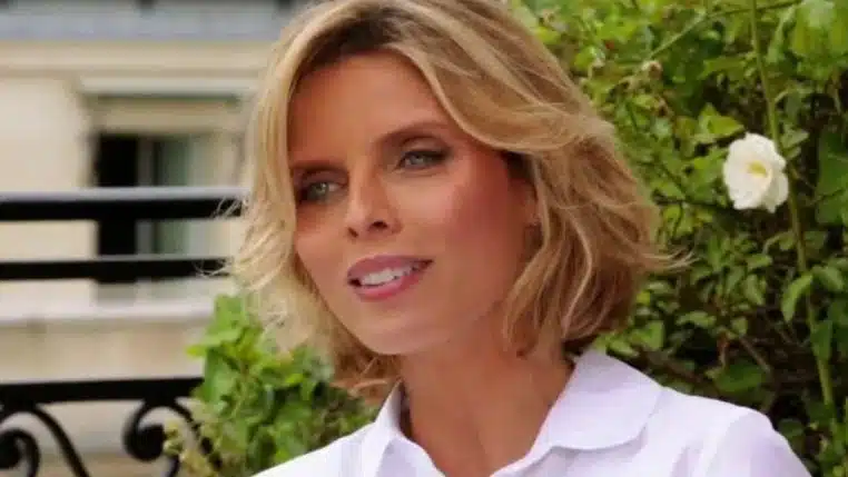 Sylvie Tellier fait son retour dans un autre concours de beauté après ...