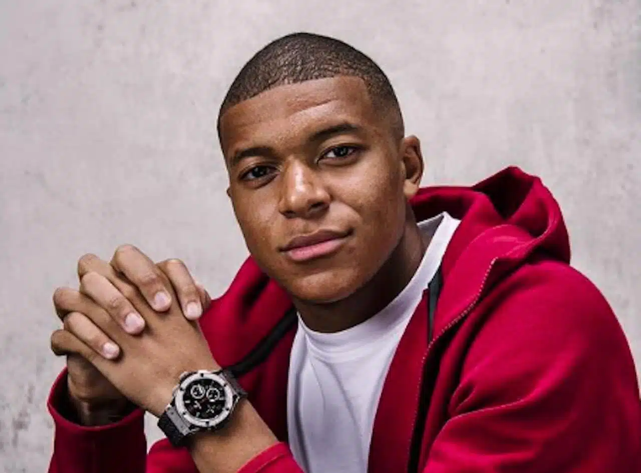 Rugby : Qui est la compagne d'Antoine Dupont