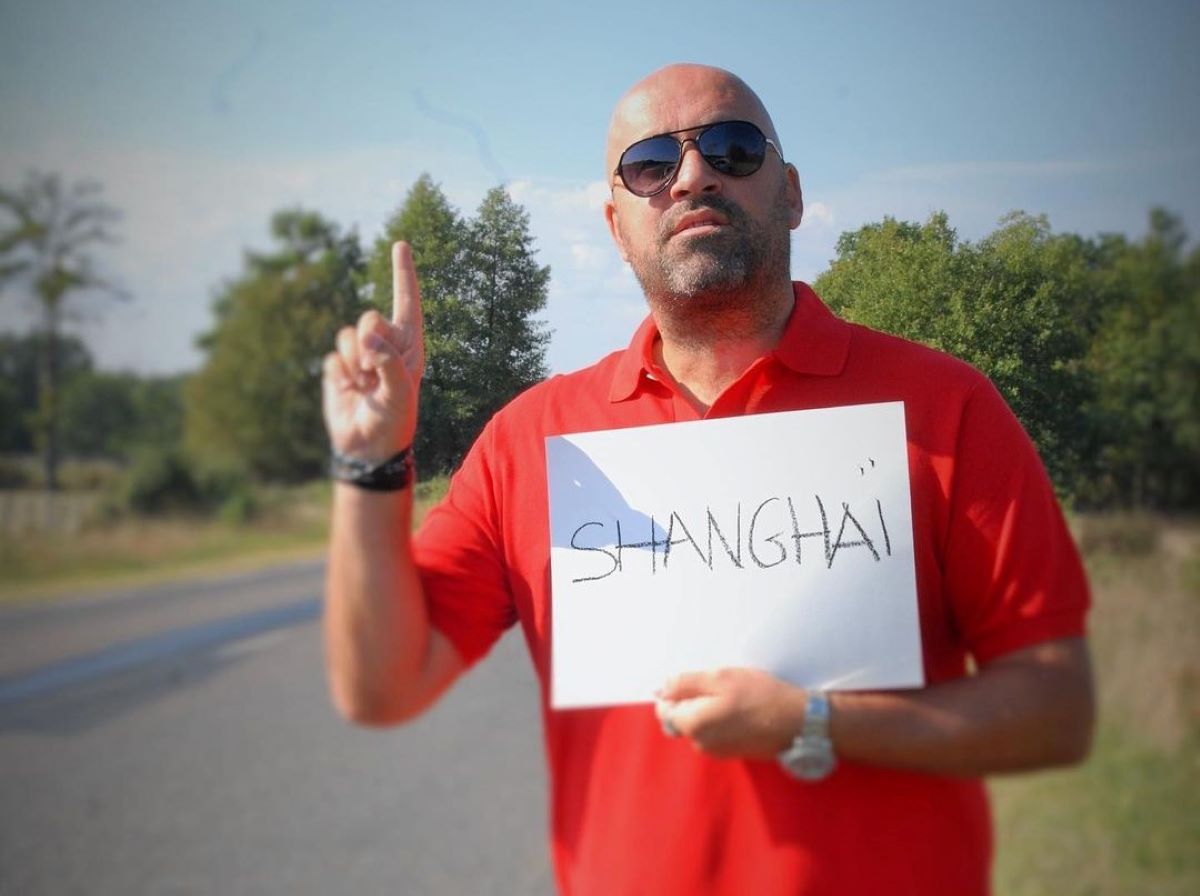 "J'ai décidé de devenir humoriste chinois" : Le pari fou de Patrick ...