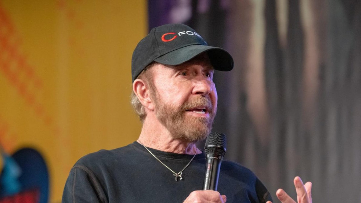 Chuck Norris hospitalisé en urgence à Hawaï : ce que l'on sait