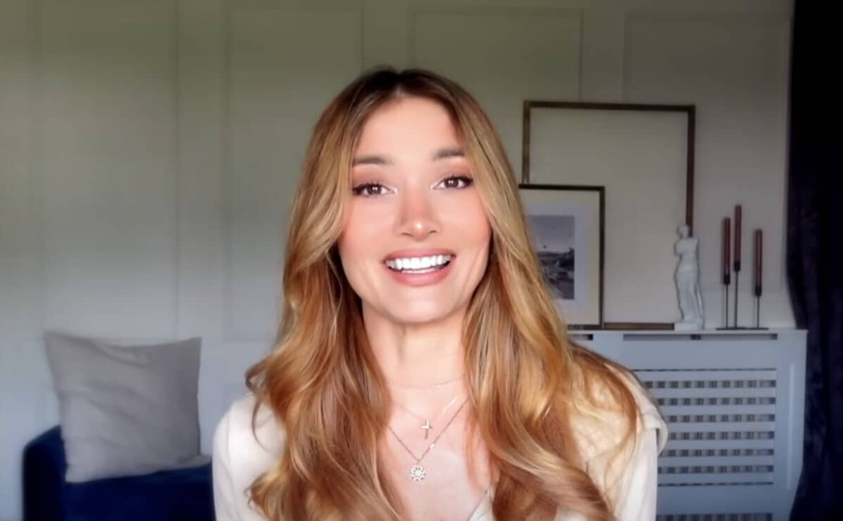 "J'ai rejoint une église avec des gens incroyables" : la Youtubeuse ...