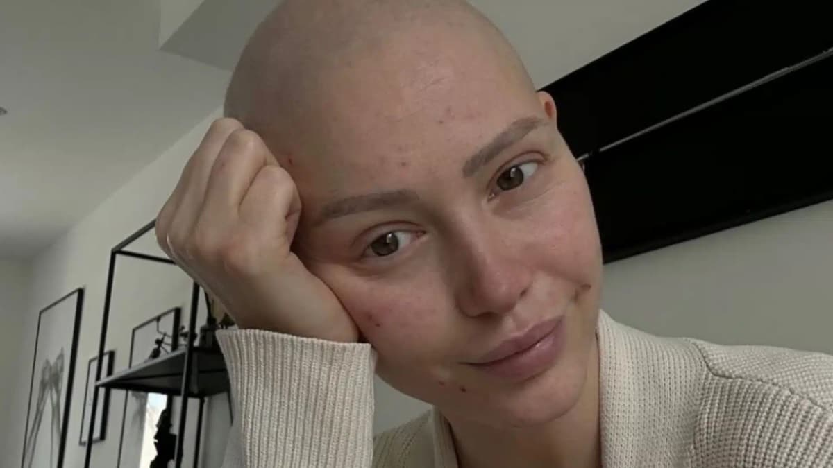 Eloïse Appelle atteinte d'un cancer : elle dévoile de touchantes photos ...