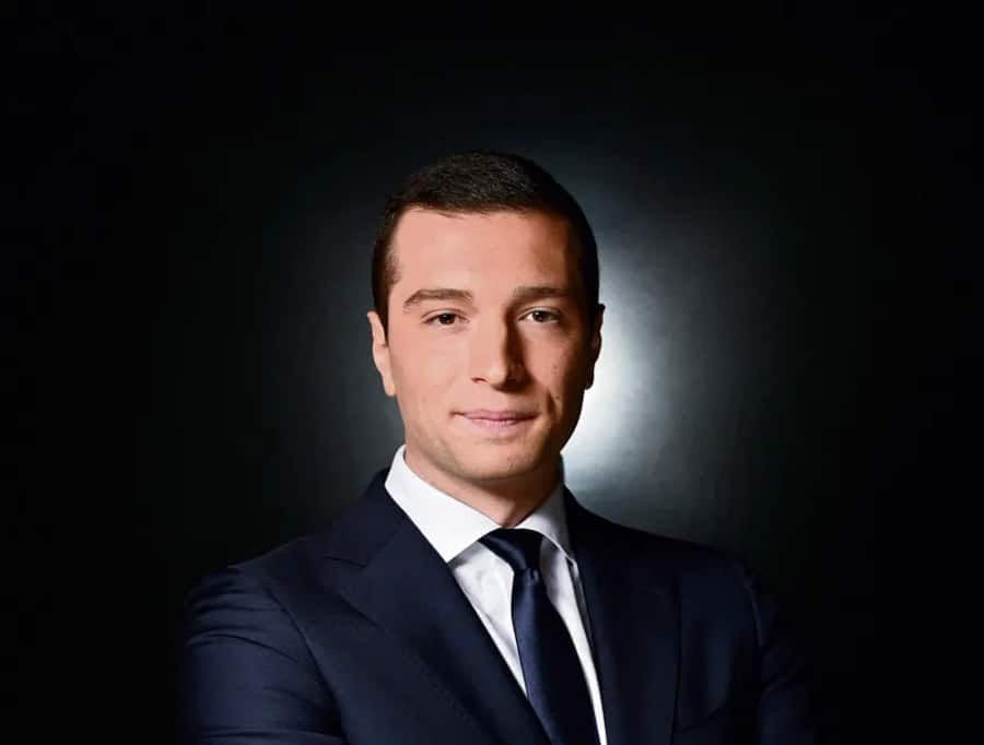 Jordan Bardella à Matignon : Kelly Betesh, son ex-compagne, se réjouit ...