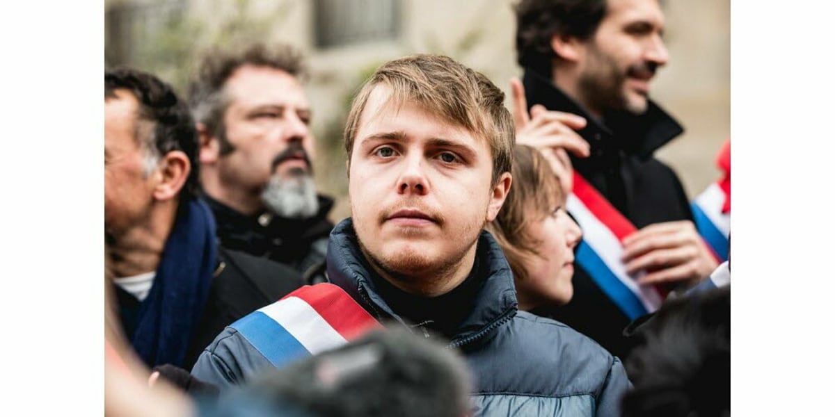 Louis Boyard fait un discours violent, voire injurieux dans un bureau ...