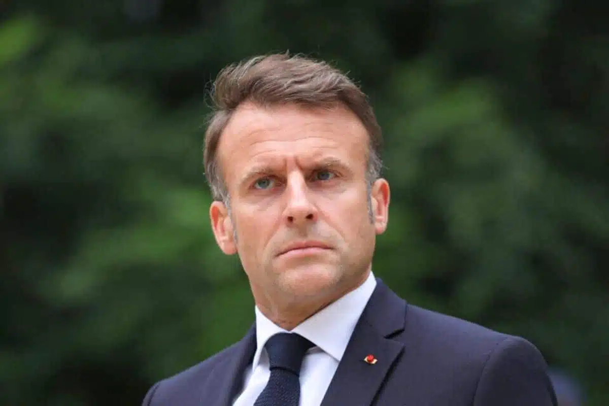 Emmanuel Macron en maillot de bain pour se baigner dans la Seine : les ...