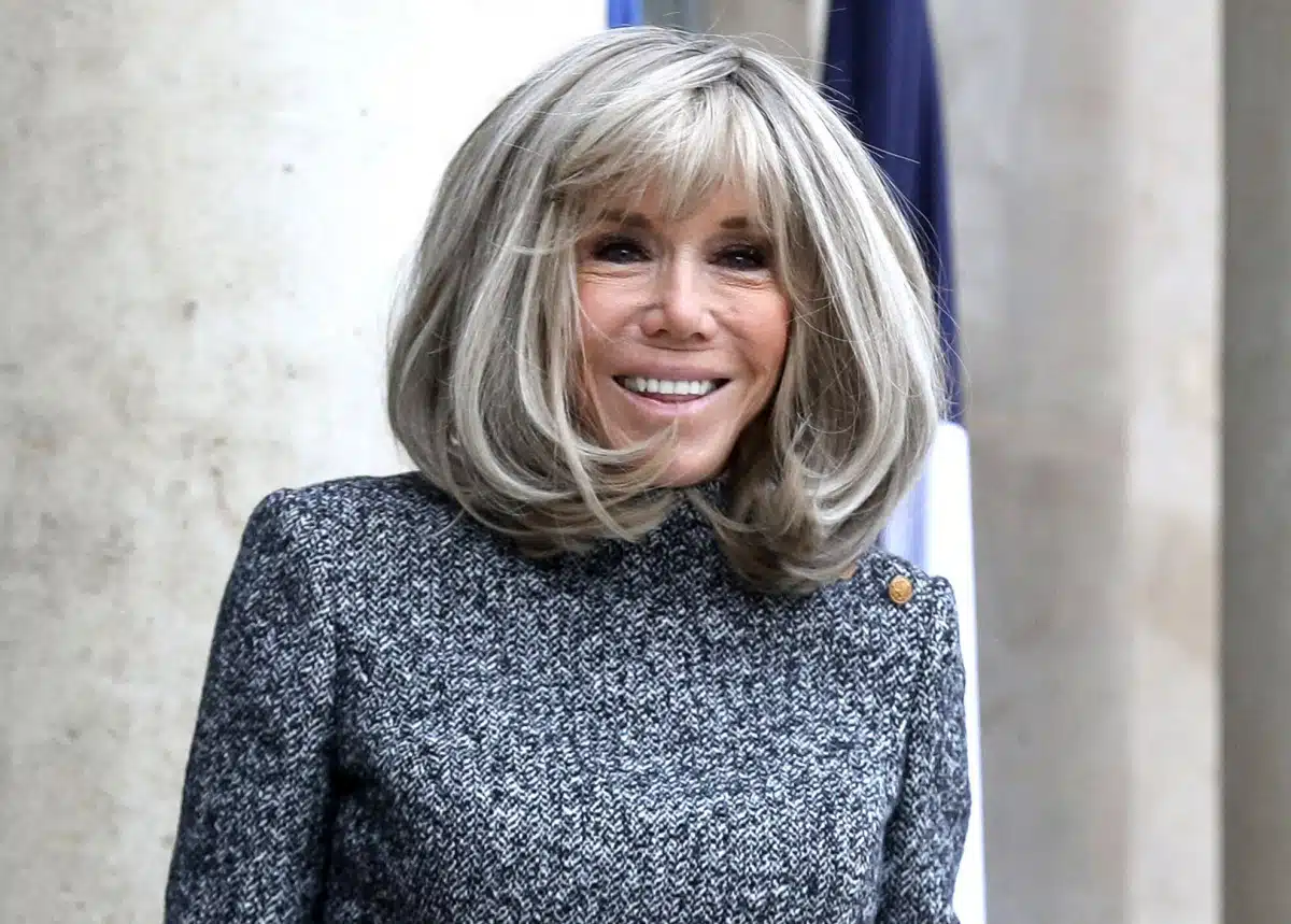 Brigitte Macron porte-t-elle une perruque ? On a (enfin) la réponse