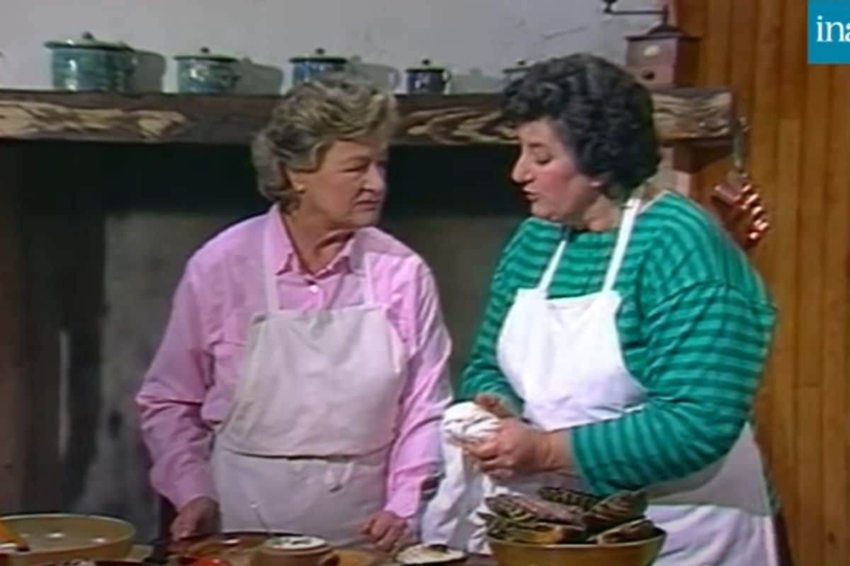 Maïté, à l'âge de 86 ans, la star de "La cuisine des Mousquetaires"....